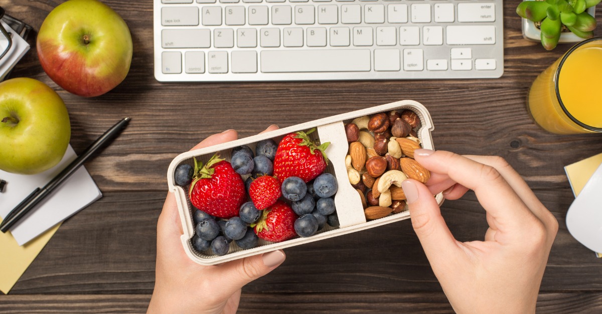 Smart Snacking: How to Choose Healthy Snacks That Fuel Your Body – A ...